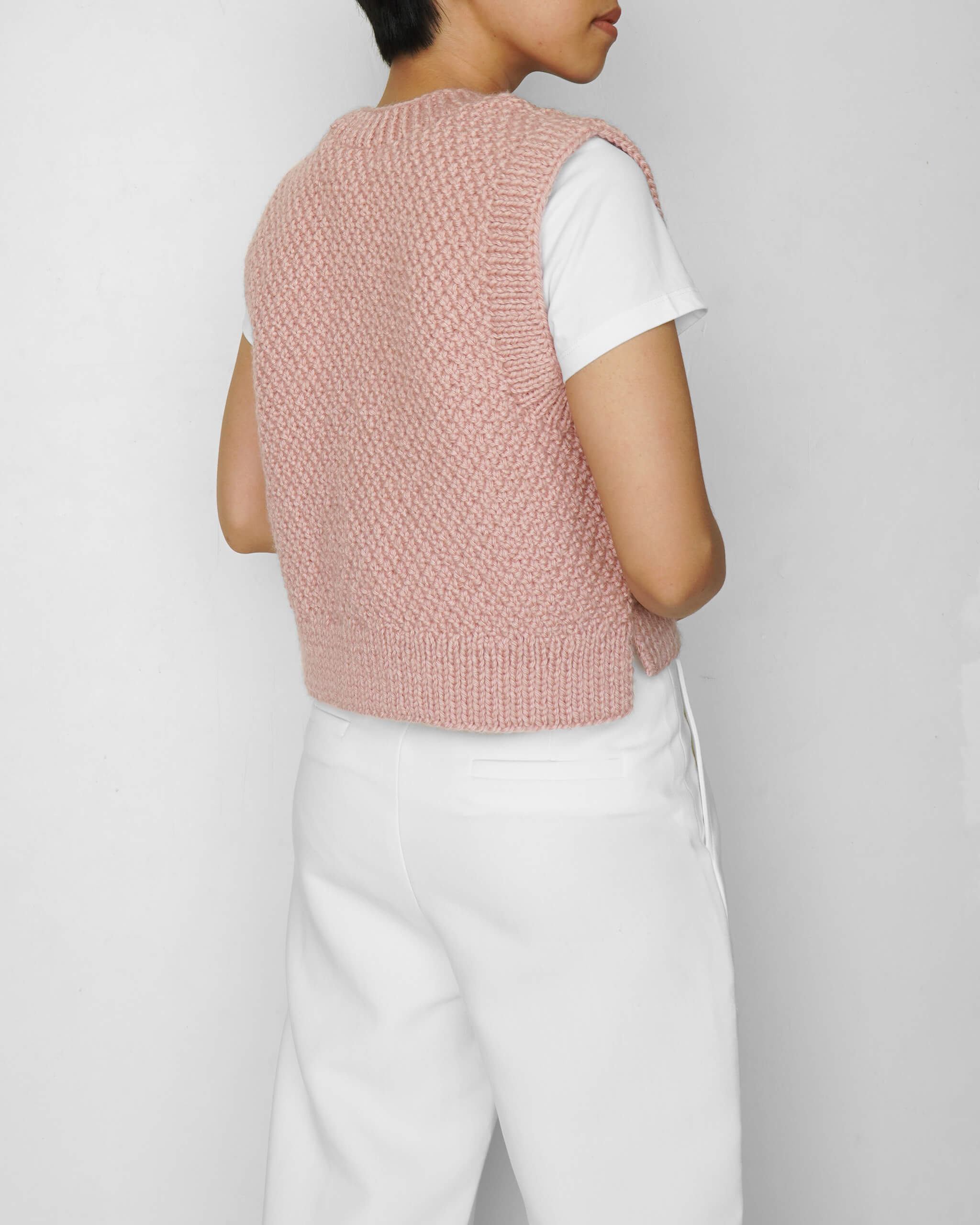 Vest No.42 | Chunky vest knitting pattern – Daisy & Peace